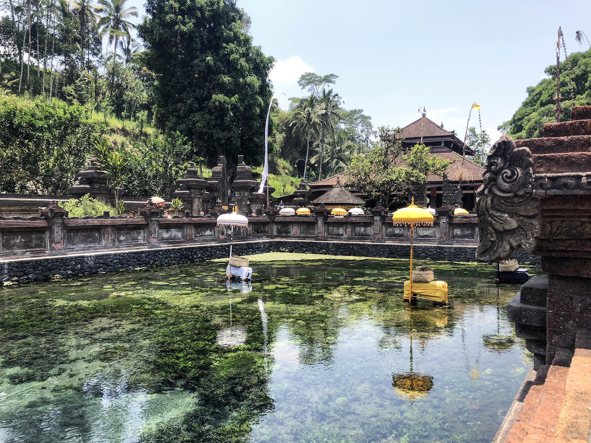 峇里島景點｜聖泉寺tirta Empul Temple身心洗禮，交通and景點規劃，當地人的信仰中心，一日3洗治百病！ Miss Slow慢半拍小姐