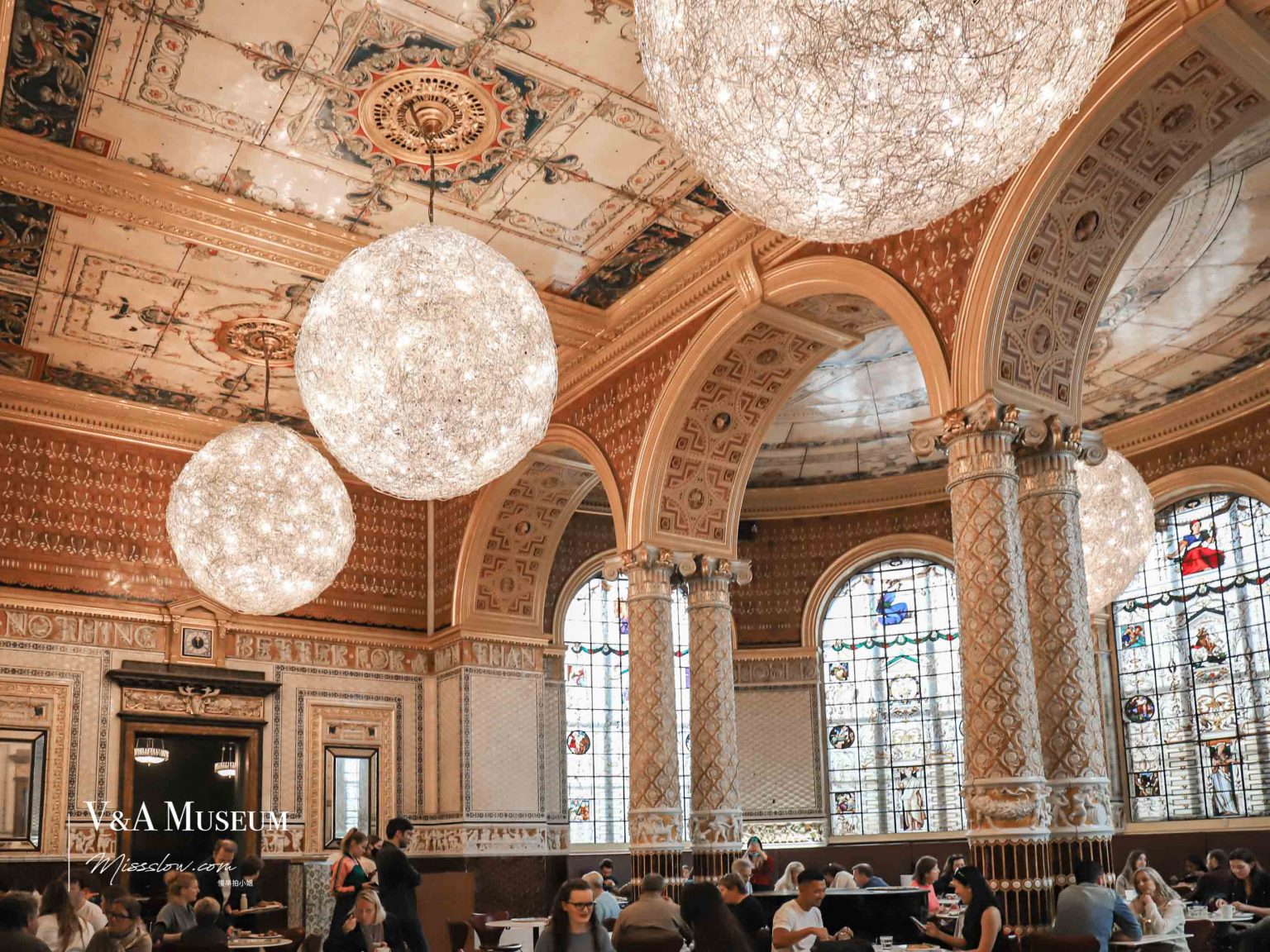 【2025倫敦下午茶推薦】The Ritz、Fortnum&Mason 8間必吃名店，甜點控必收藏！