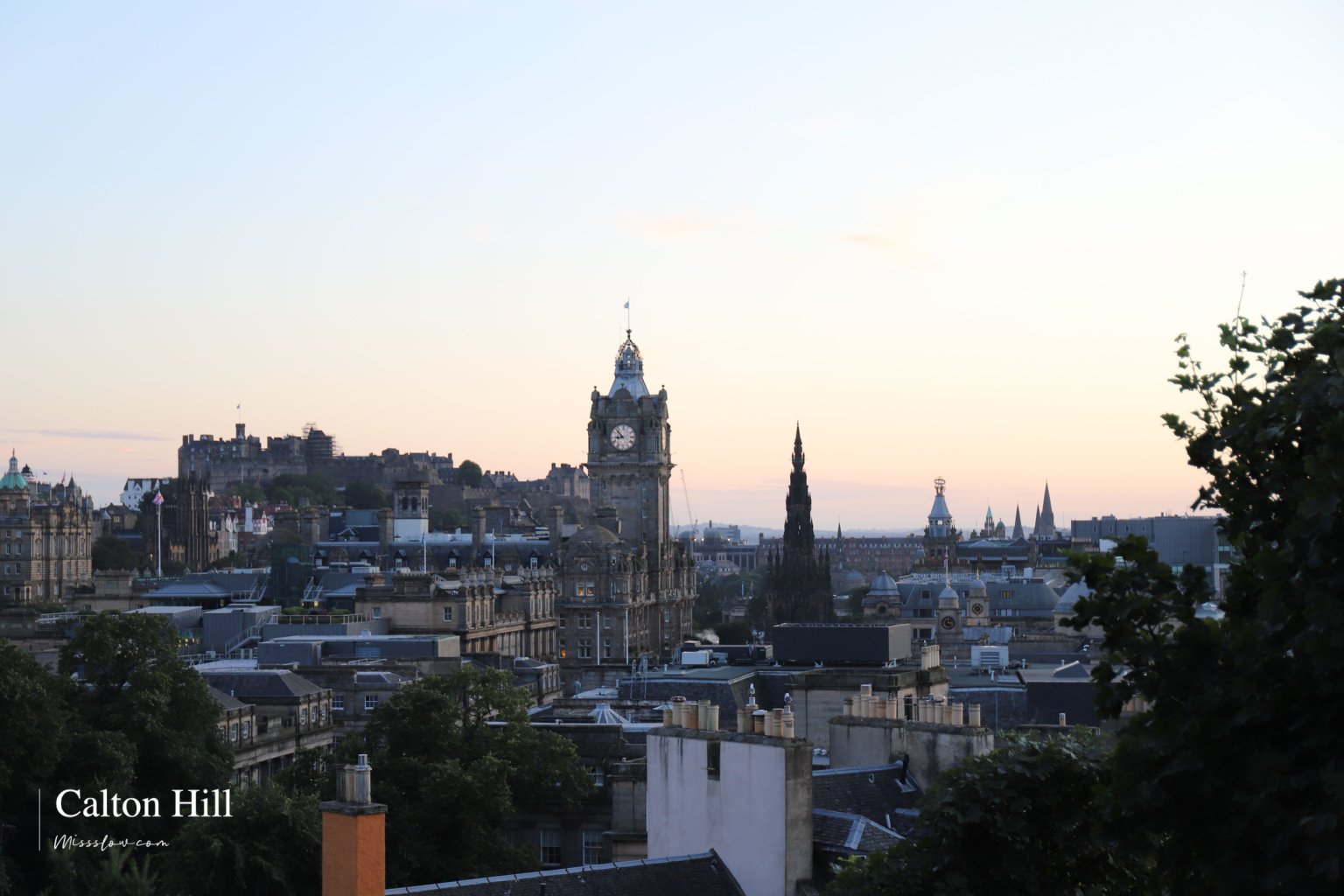 Calton Hill卡爾頓山：俯瞰愛丁堡市景登頂攻略（含地圖）